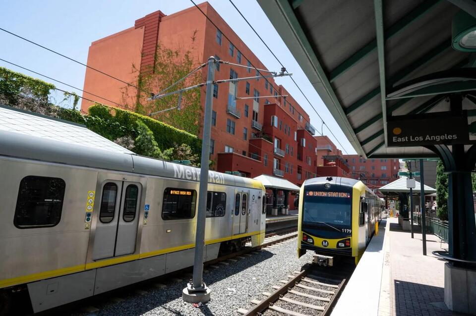 LA Metro urges taking transit to the Rose Parade, Rose Bowl - NewsBreak