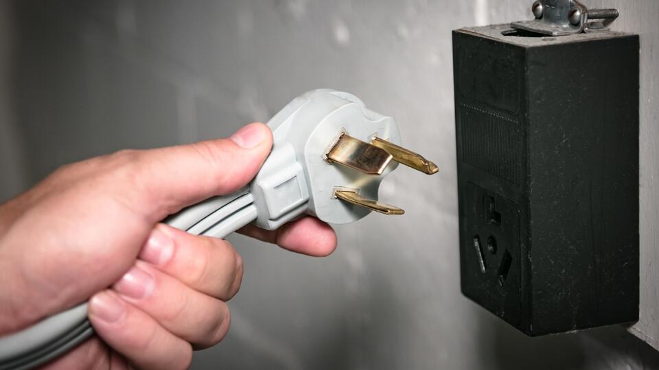 What to shut off first when the power goes out so you don’t fry ...