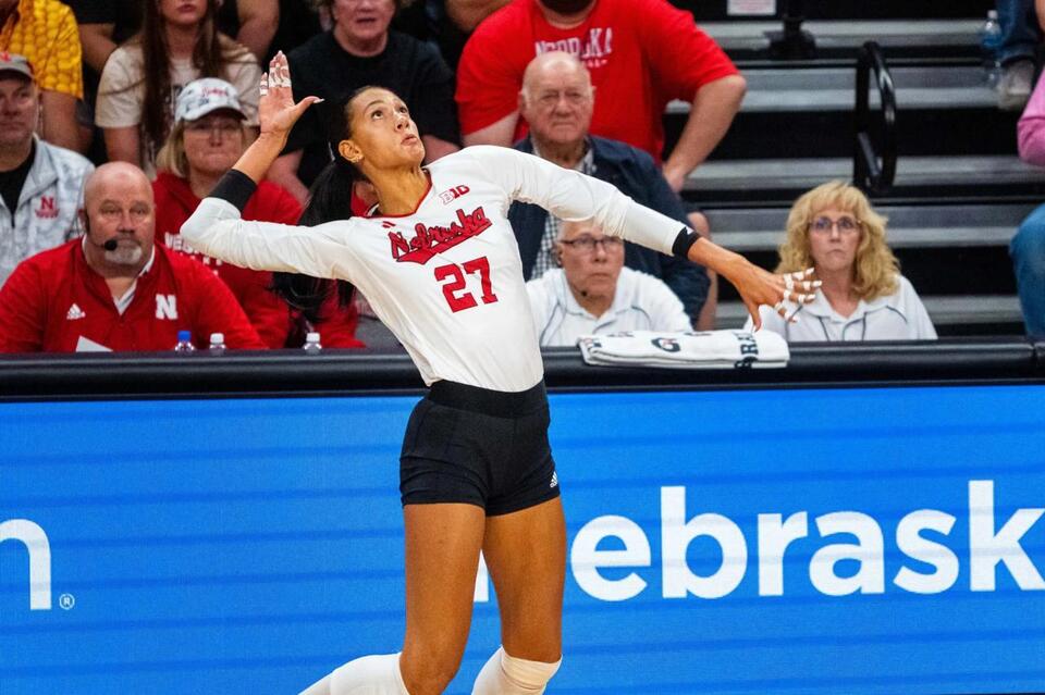 Ex-Nebraska Teammates’ Bond on Display as Ally Batenhorst and Harper ...