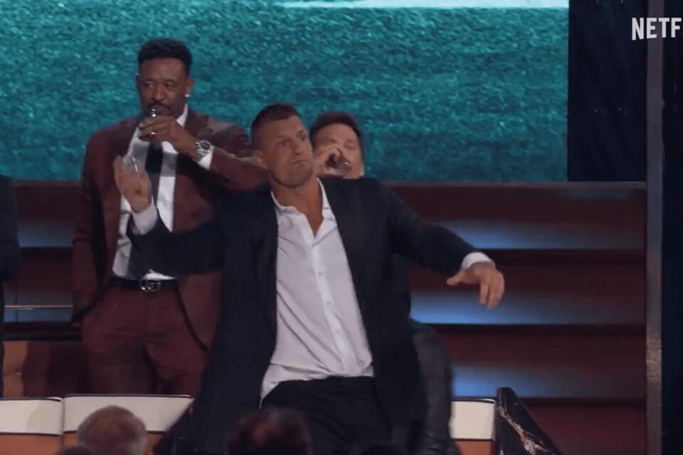 Rob Gronkowski’s Shot Glass Spike At Tom Brady’s Roast Allegedly Sent A ...