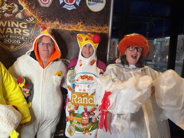 PREMIUM Top costume winner a big hit at first Bay Ridge Wing Wars ...