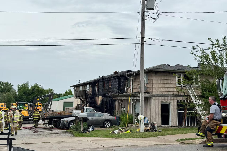3 hospitalized after fire destroys apartment complex in Washington ...