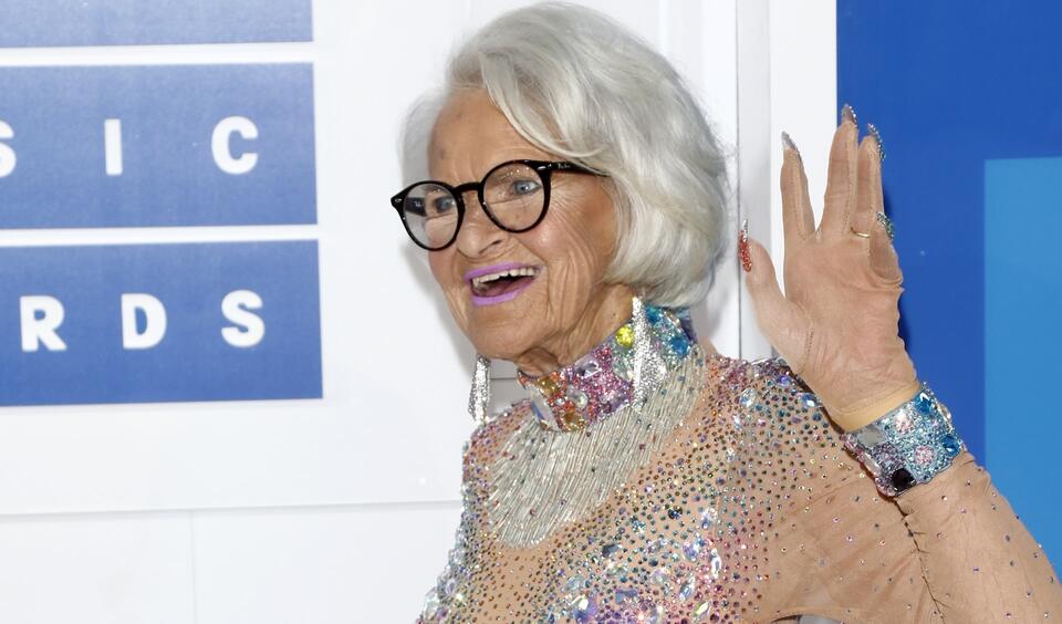 Content Creator Baddie Winkle Dead at 97: 'A Star Ascended' - NewsBreak