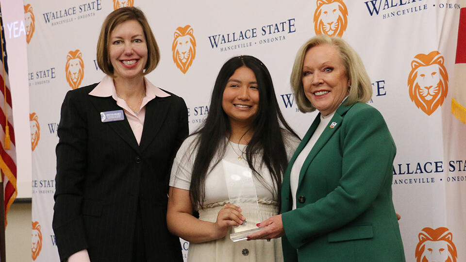 Wallace State names student and teacher of the year - NewsBreak