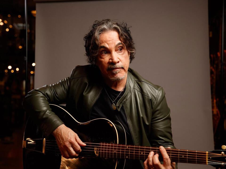 Oh-oh, here she comes: John Oates spills all about the woman behind ...
