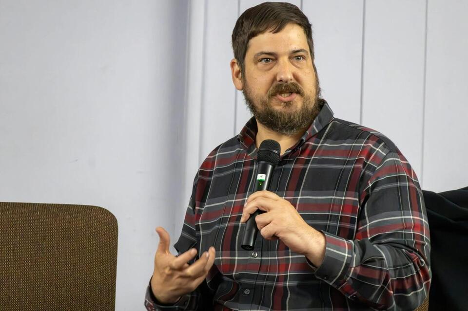 Civil rights group calls for LCC board member to resign - NewsBreak