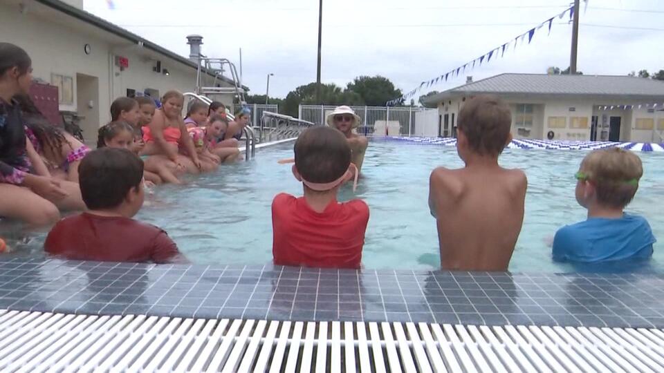 Florida launches free swim lesson voucher program to boost water safety - NewsBreak