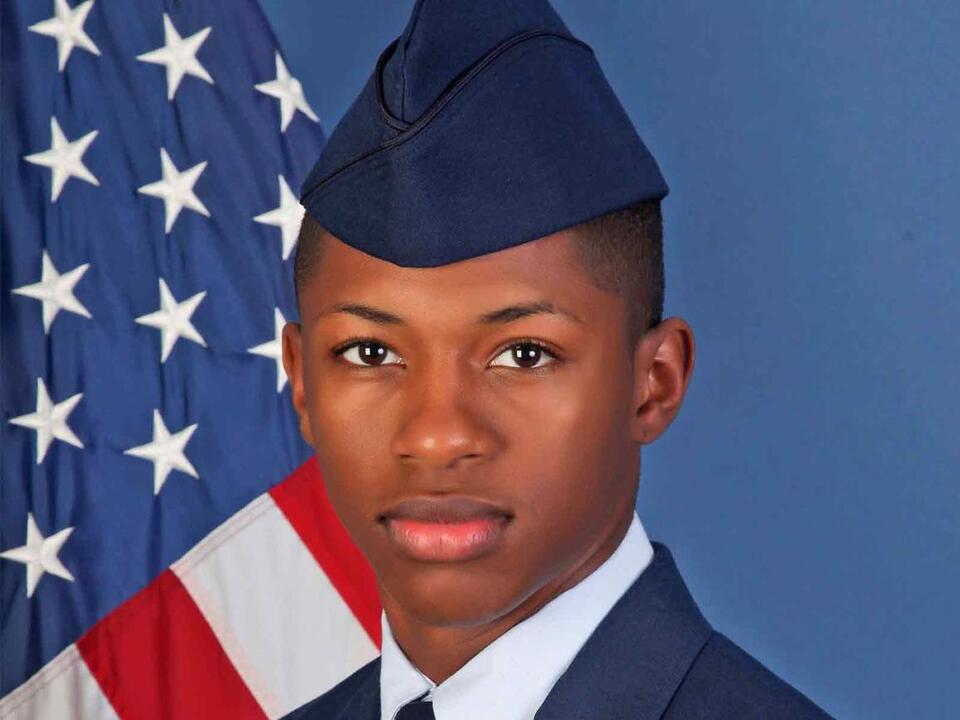 Florida Deputy Who Fatally Shot Airman Roger Fortson Will Face ...