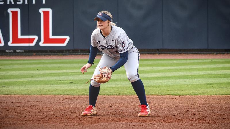 Madison McDonald Gathers 2025 NFCA Rawlings Gold Glove Award - NewsBreak