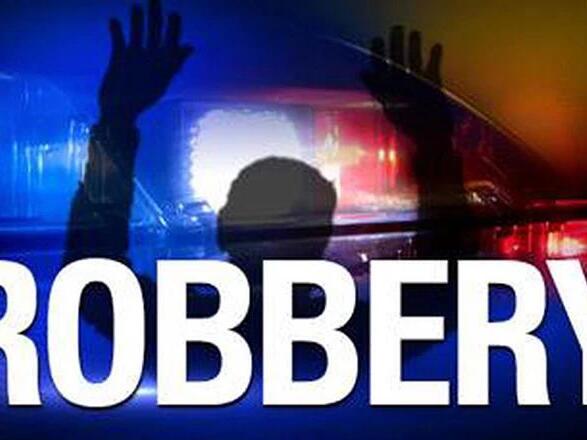 St. Louis man gets 11 years in prison for 2021 Foot Locker robbery