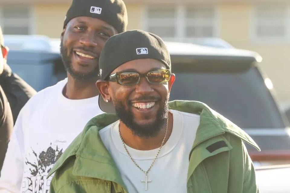 Drake Mocks Kendrick Lamar’s Mustard Scream on New Album During ...