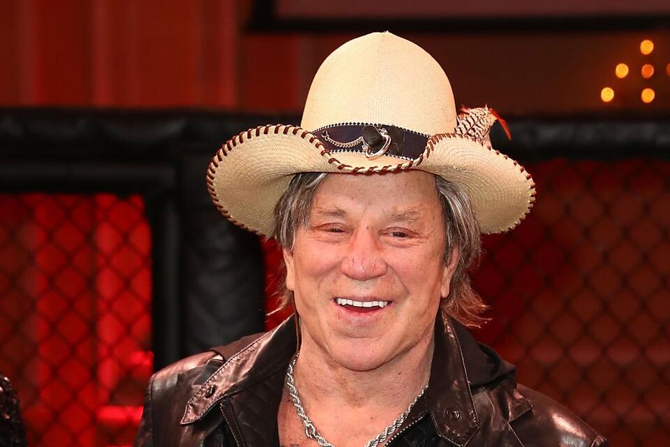 Mickey Rourke turns to GoFundMe to raise funds for unpaid rent after ...