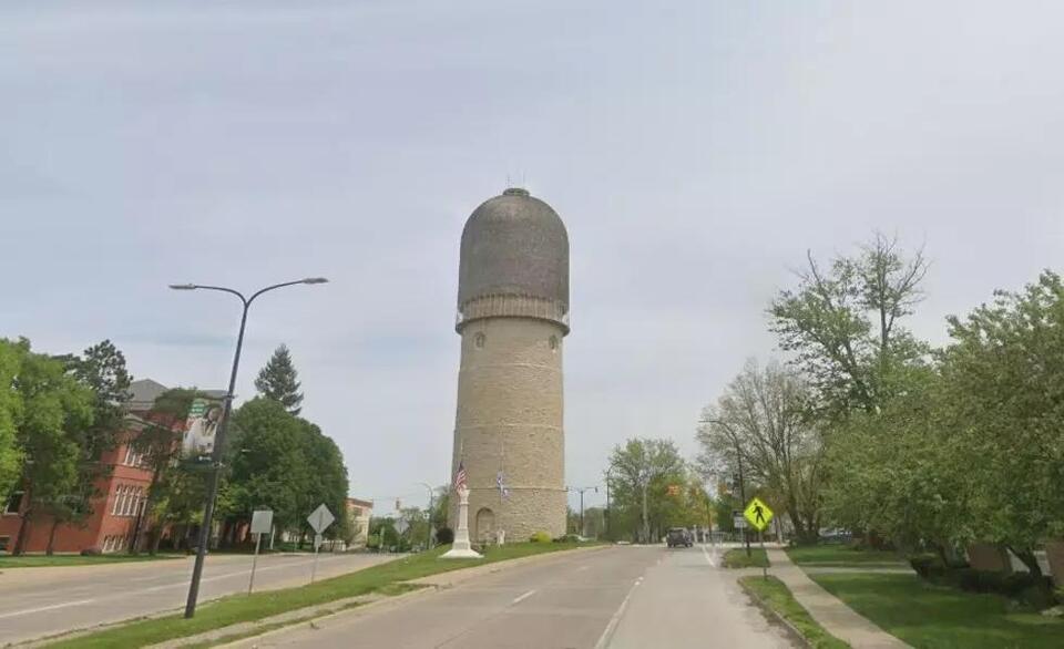 The World’s Most Phallic Building Is In Michigan—And Locals Love It ...