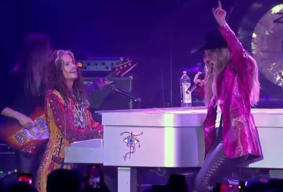 Lainey Wilson And Steven Tyler Teamed Up For A Rousing Rendition Of ...