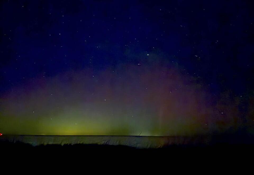 Faint Northern Lights glow over Outer Banks during rare North Carolina ...