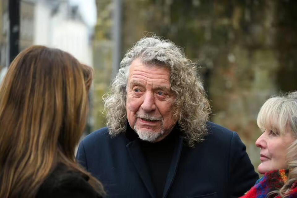 Led Zeppelin's Robert Plant breaks silence on Donald Trump's row with ...