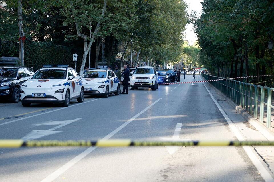 Judge shot dead by man on trial over property dispute in shocking ...