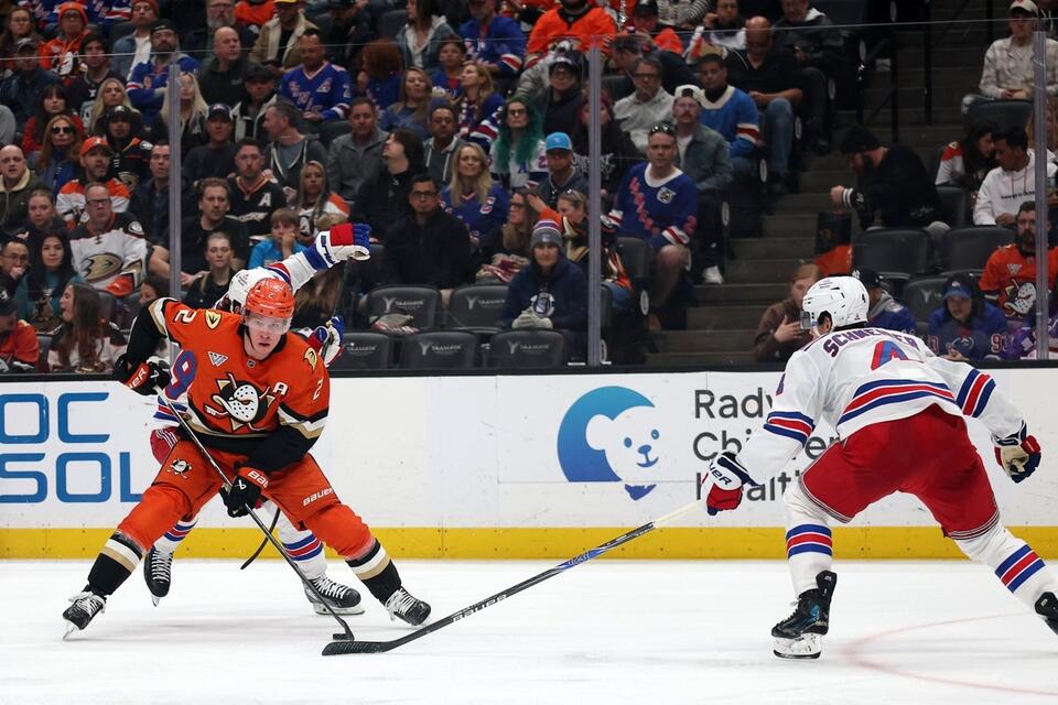 Vancouver Canucks vs Anaheim Ducks Prediction & Betting Tips for 1/29 ...