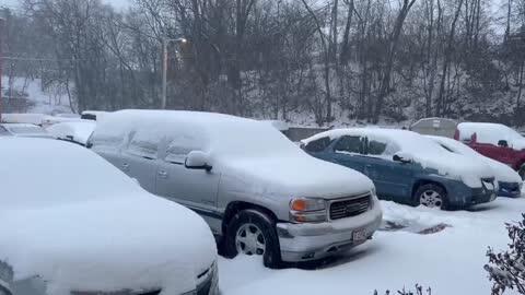 US: Winter Storms Bring Heavy Snow And Strong Winds To Parts Of Midwest 2 - NewsBreak