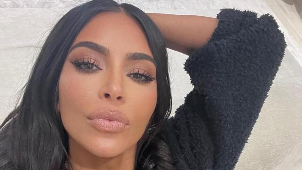 Kim Kardashian Gives Update on Chronic Health Issue - NewsBreak