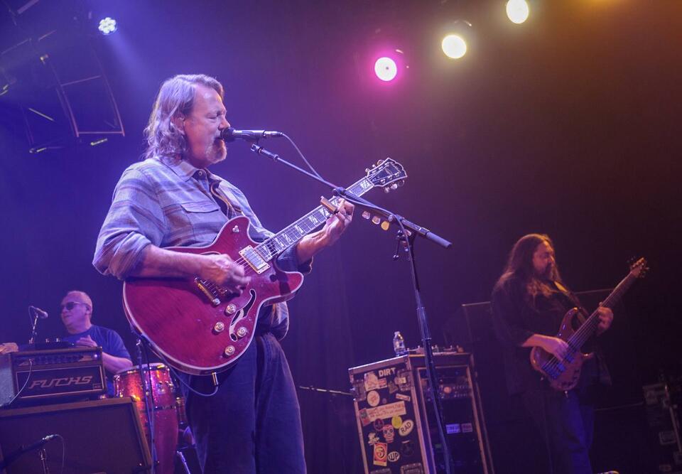 Widespread Panic Welcome Kevn Kinney and Cover Neil Young at Mempho ...