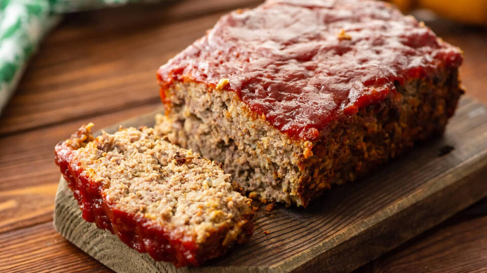 This Mom’s Classic Meatloaf Tastes Just Like the Comfort You Grew Up ...