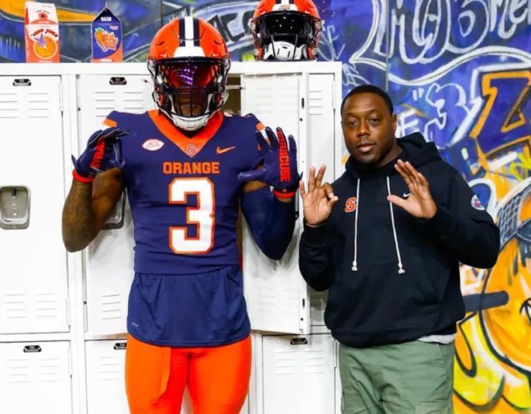 2025 DL DeAngelo Thompson flips commitment to Syracuse - NewsBreak
