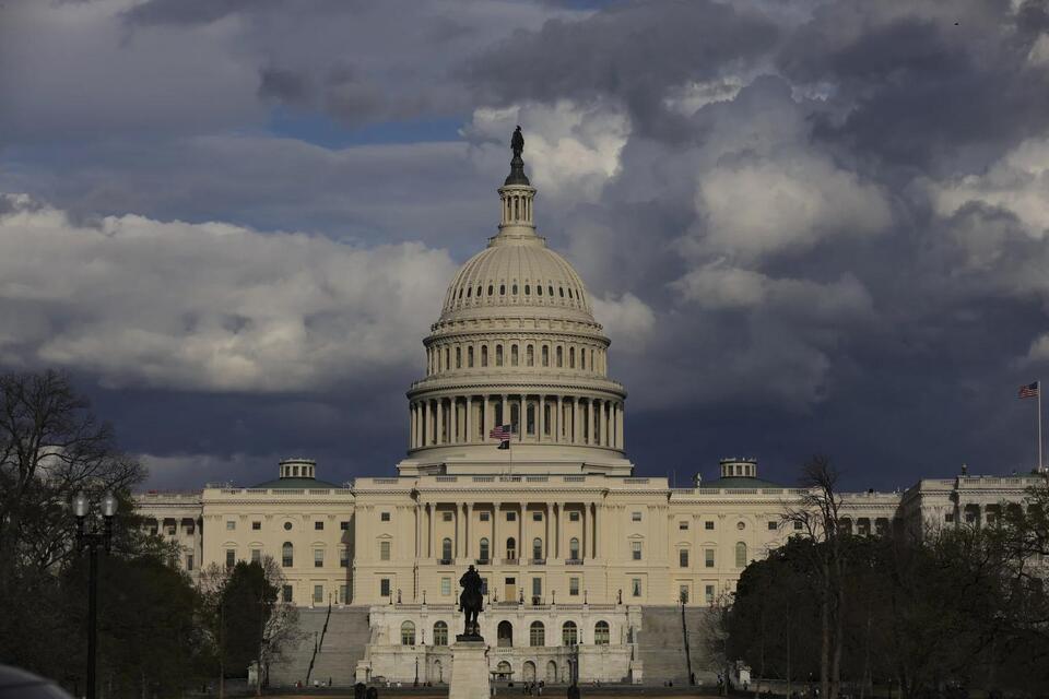 Senate GOP passes budget plan, setting up a critical next phase for ...