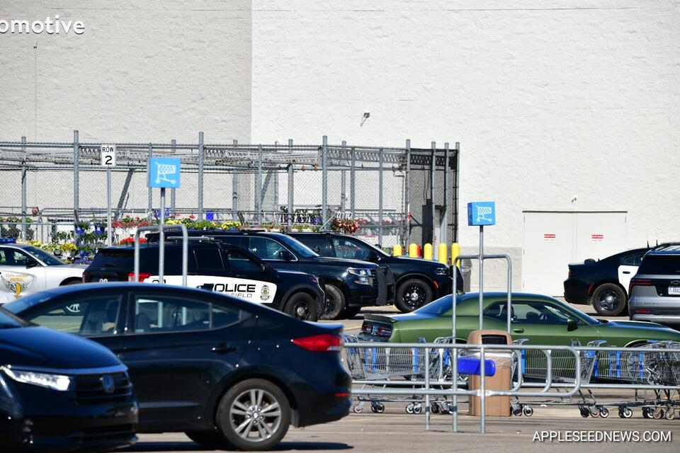 Walmart Bomb Threat – Possum Run - NewsBreak