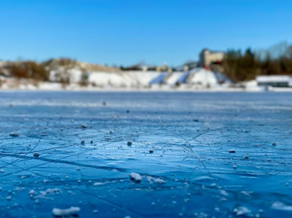 Michigan Ice Tragedy Highlights Deadly Early-Season Risks - NewsBreak