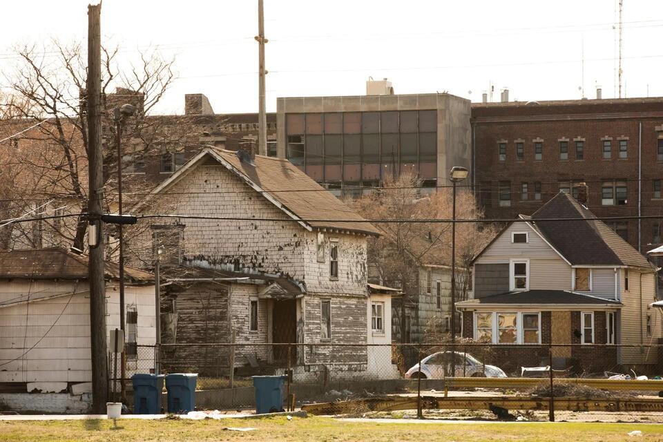 Shocking research reveals why over half of low-income U.S. households ...