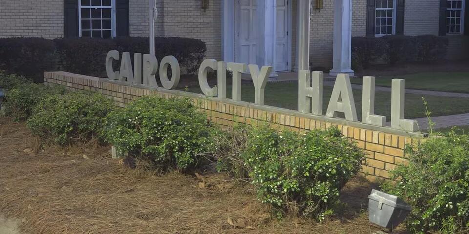 Cairo City Council divided after mayor steps down to take job as ...