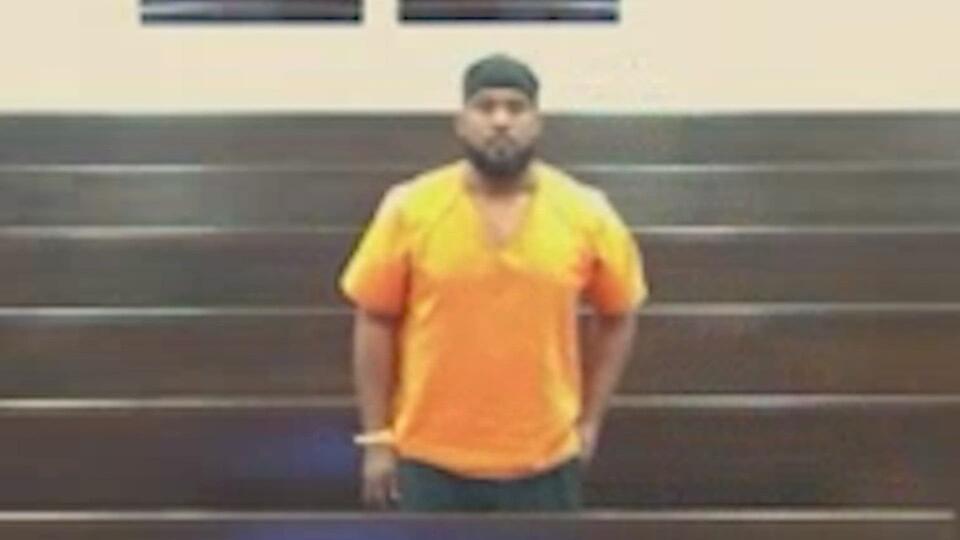 Spring break attack | Man accused of holding gun to college student's ...