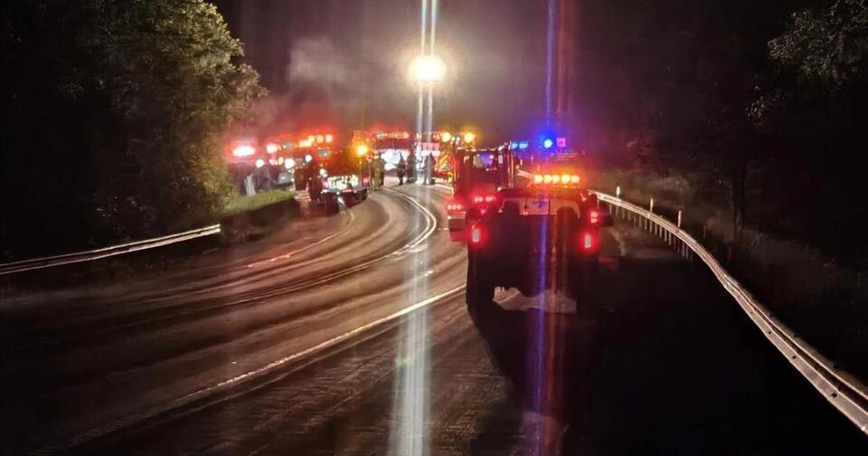 Fatal crash closes Route 183 in Penn Township - NewsBreak