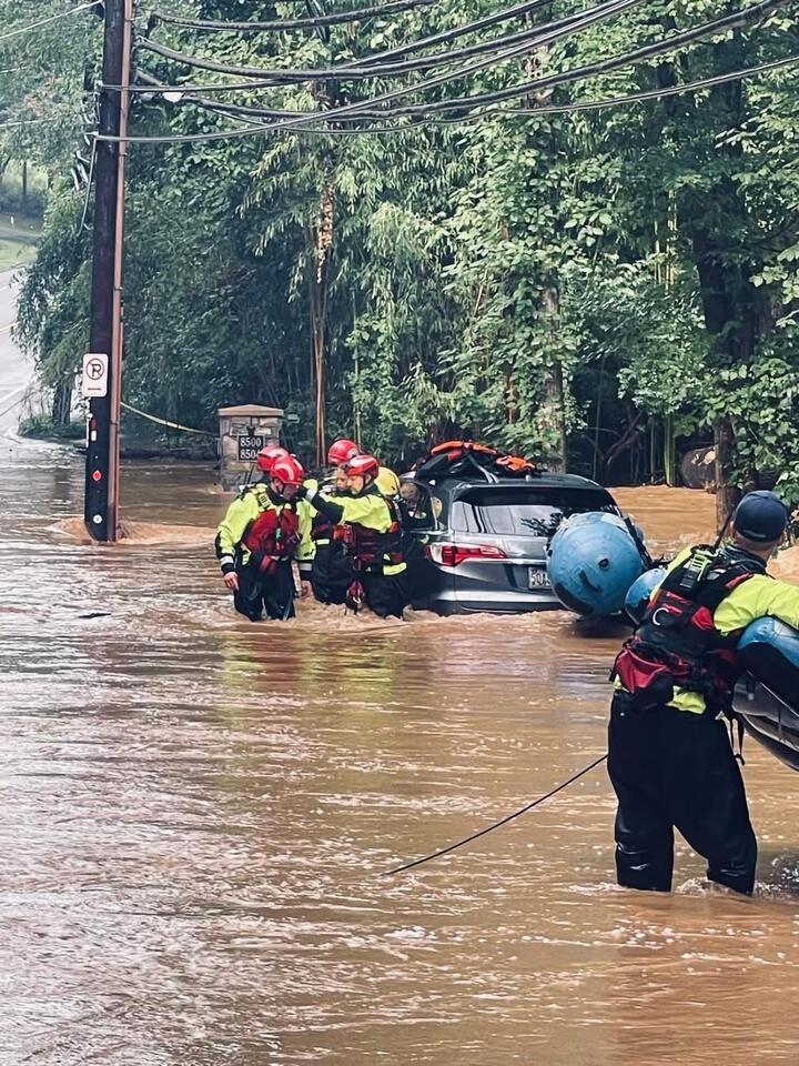 Kids Rescued From Submerged Car During Montgomery County Flash Flood ...
