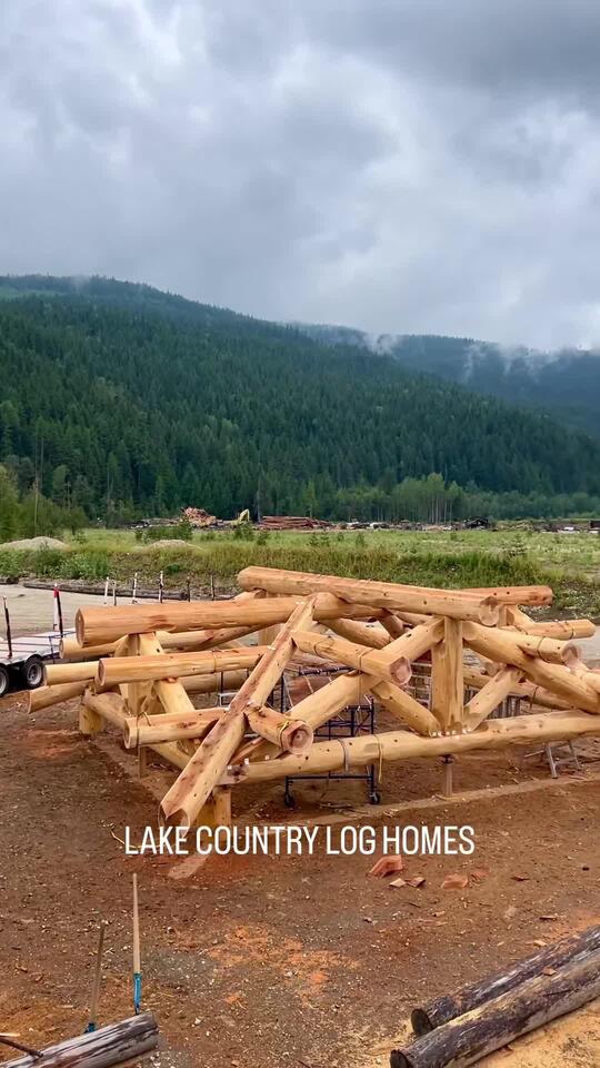 Building process of a Western Red Cedar Log Roof System which will sit ...