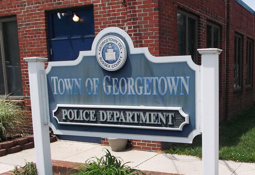 Vehicle crashes into Georgetown's Circle - NewsBreak