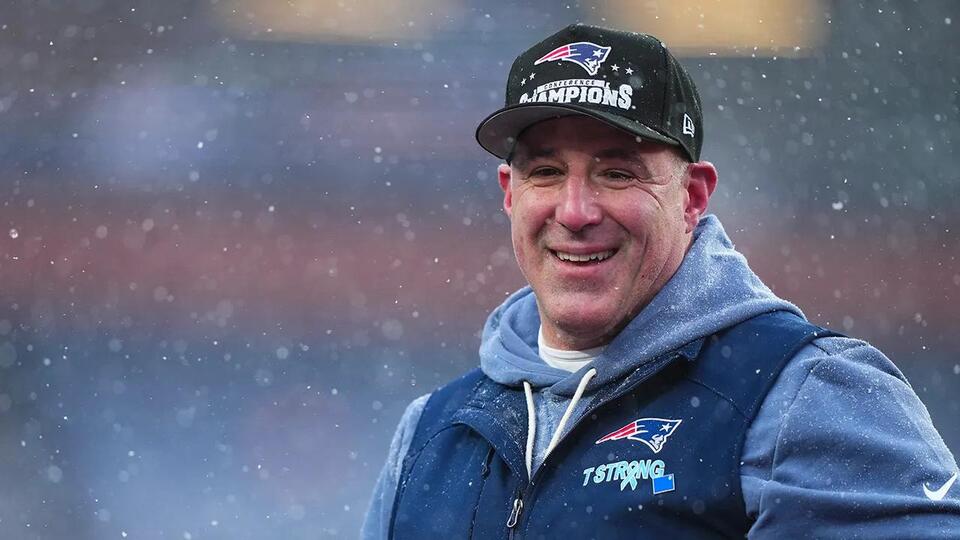 Patriots' Tommy DeVito reveals coach Mike Vrabel's confident Super Bowl ...