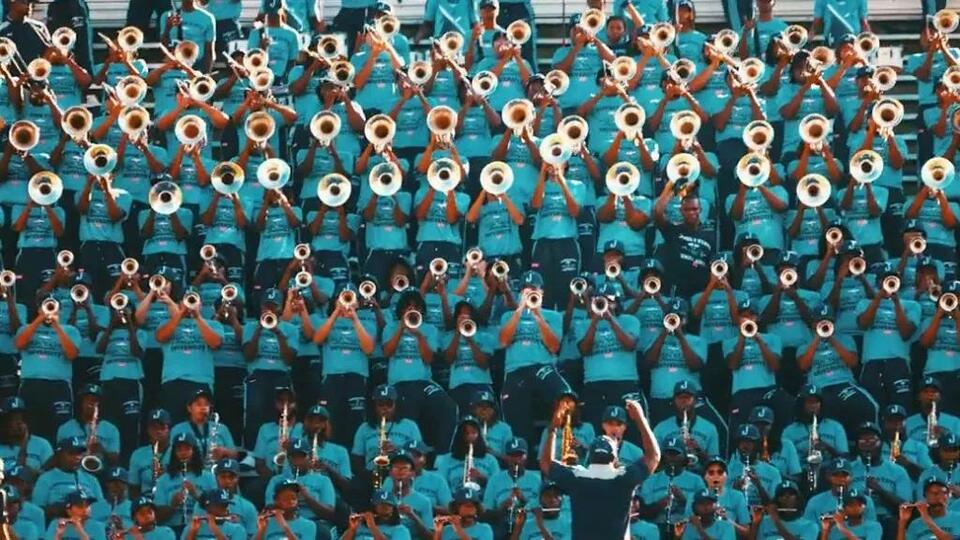 Jackson State Band’s Kehlani “Folded” Performance Goes Viral - NewsBreak