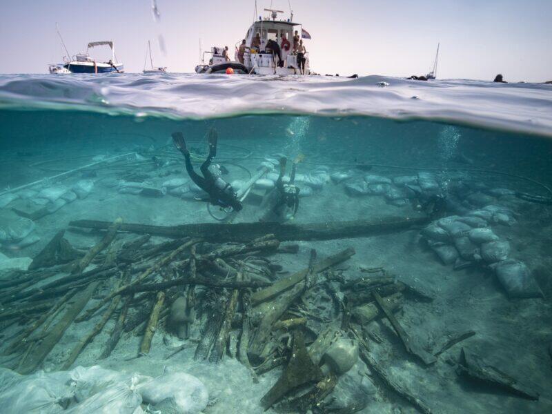 Adriatic shipwreck shows signs of waterproofing and repair with novel ...