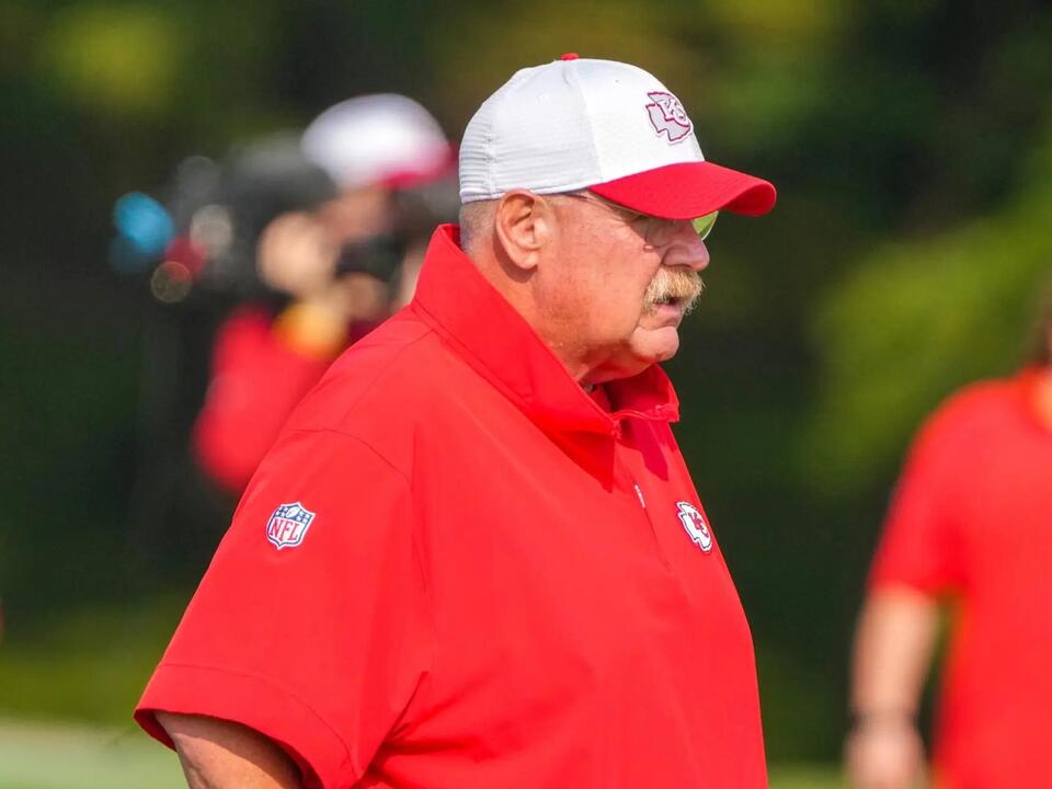 REPORT: Kansas City Chiefs Key Wide Receiver Suffers Gruesome Injury ...