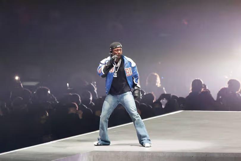 How Kendrick Lamar's bootcut jeans went viral at the Super Bowl - NewsBreak