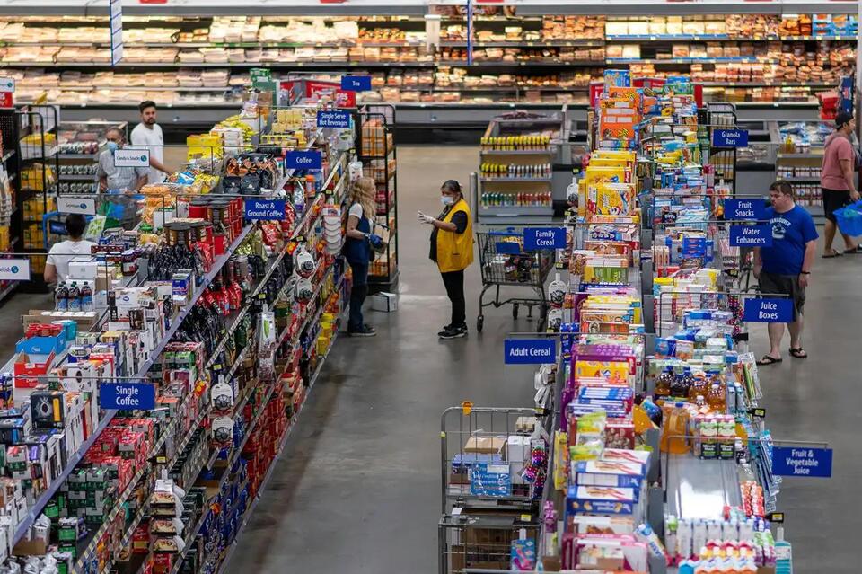 Walmart outage sees shoppers walk out of stores as sales and returns ...