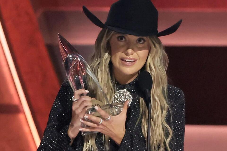 Lainey Wilson’s 20 Best Songs Are Gritty, Groovy + Tender - NewsBreak