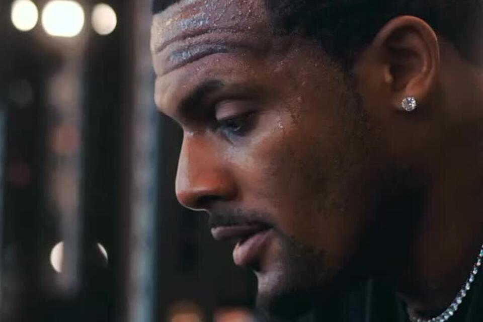 Deshaun Watson responds to the "haters" - NewsBreak