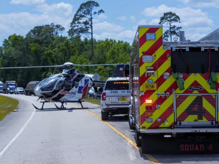 1 life-flighted, 2 hurt after multi-vehicle crash on State Road 16