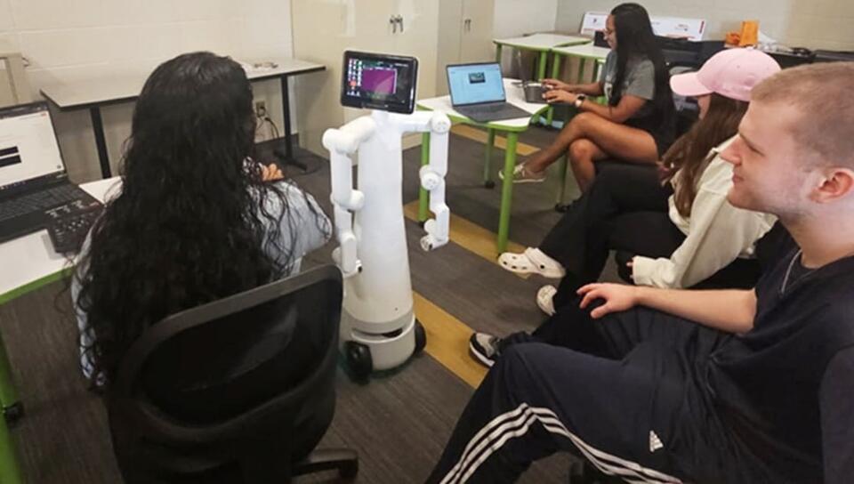 GMercyU Unveils Humanoid Robot to Enhance Computer Information Science ...