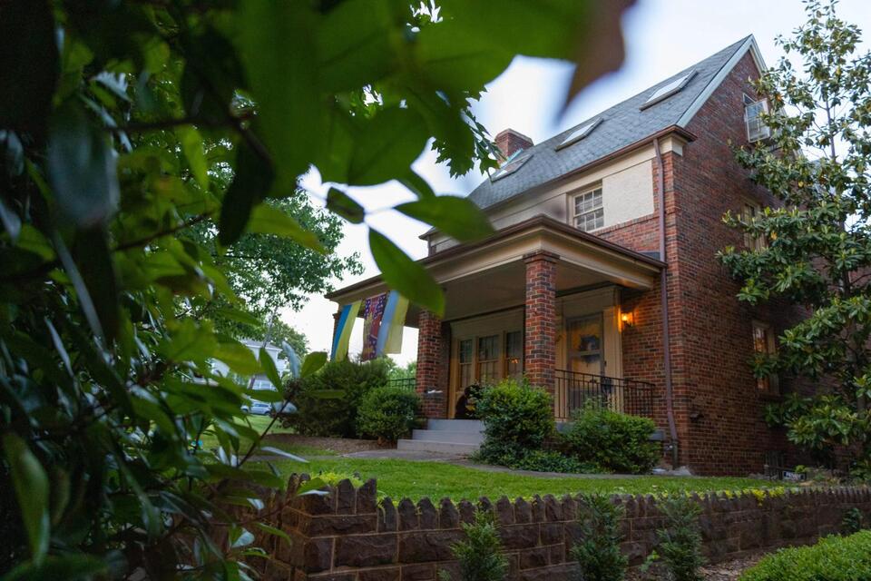 A Rare Look Inside DC’s Famous FBI Spy House - NewsBreak