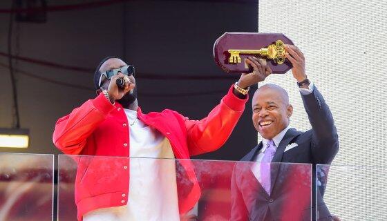 Diddy Returns The Keys To New York City To The Mayor’s Office - NewsBreak
