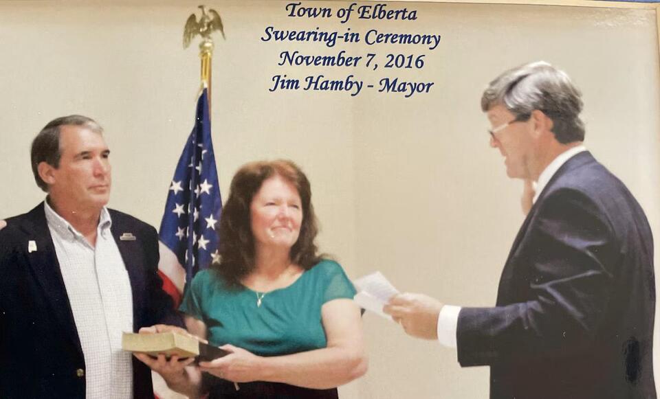 Alabama gave mayors an extra year in their term. This Baldwin County ...